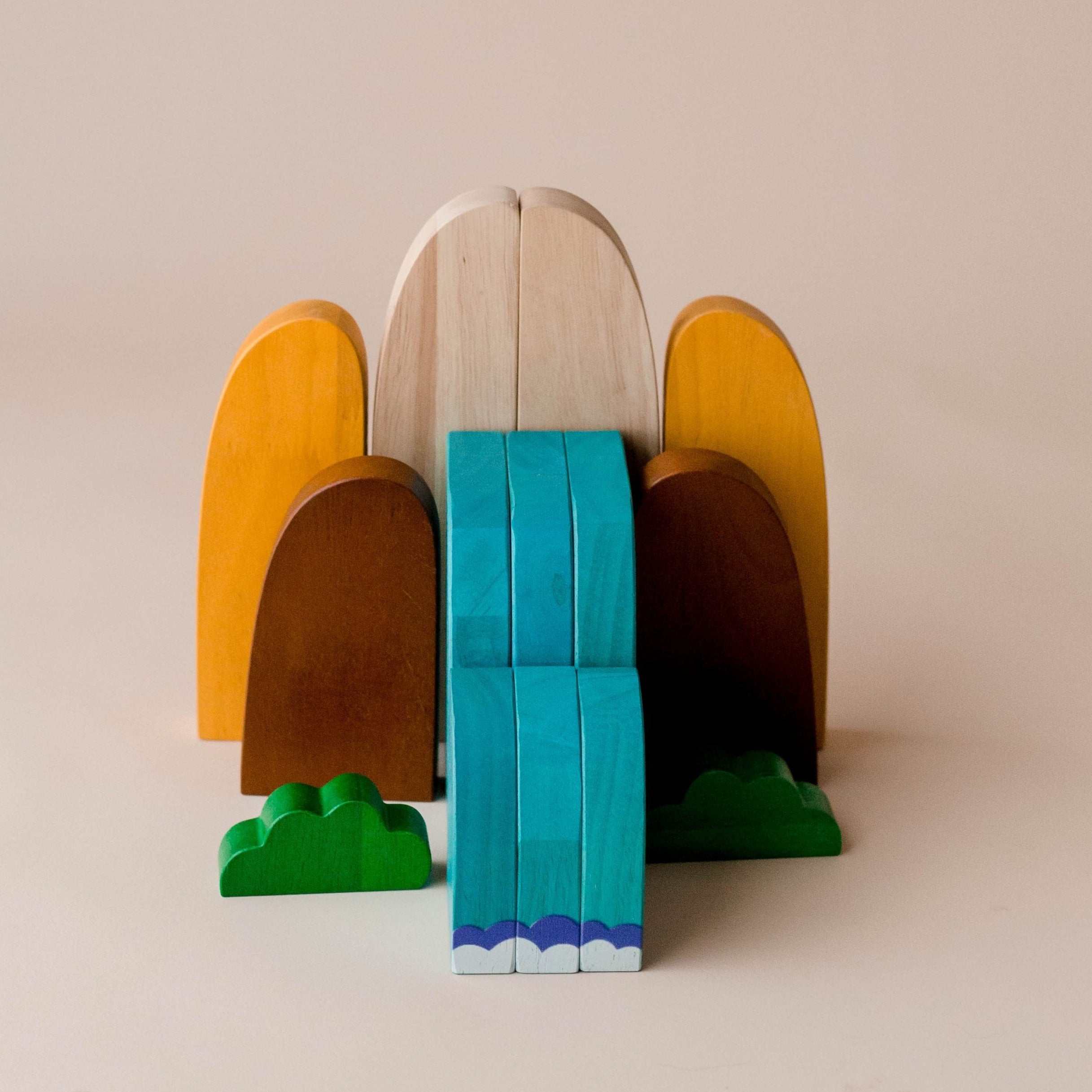 Qtoys | 3D Waterfall Play Set – Fairplay