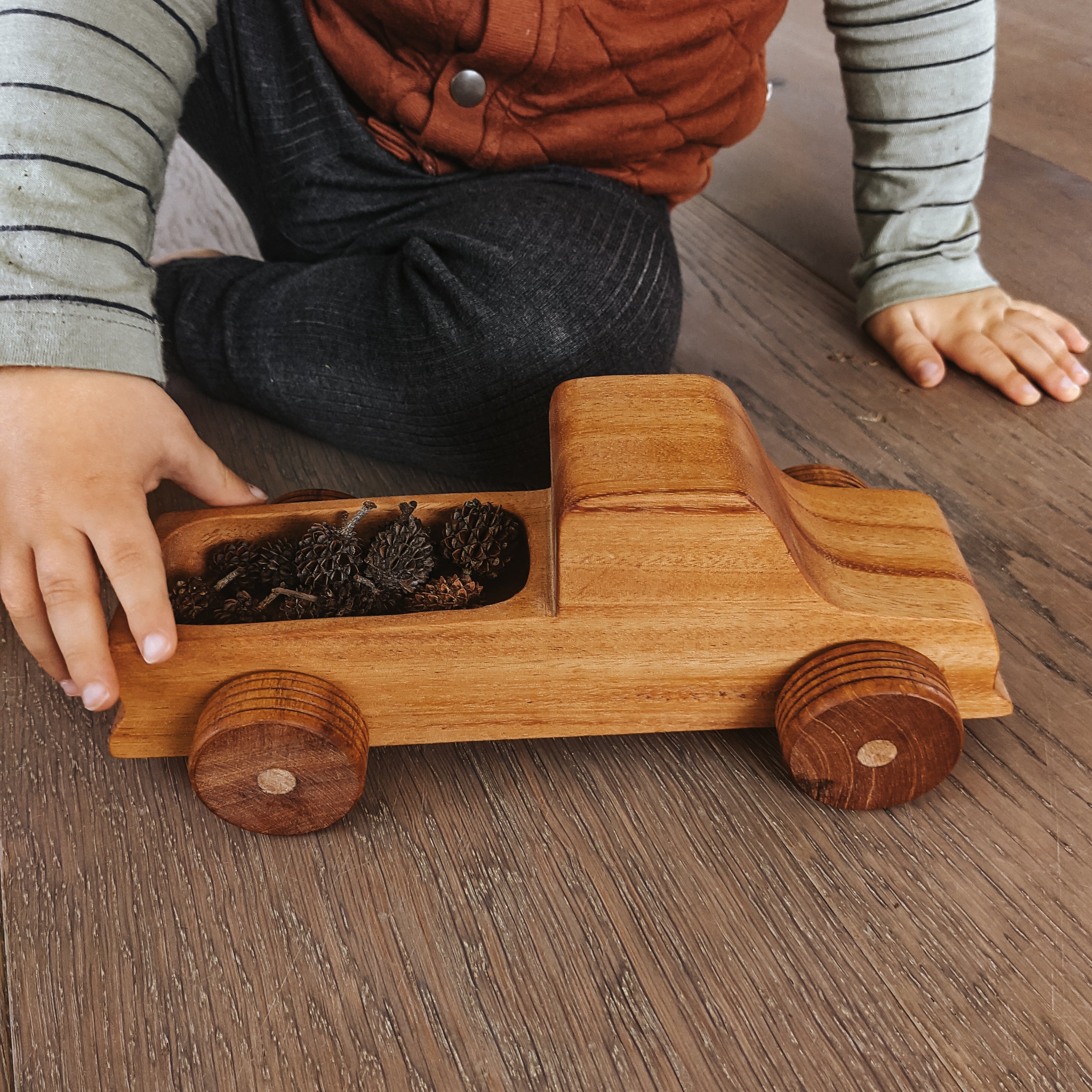 Natural Wooden Ute – Fairplay