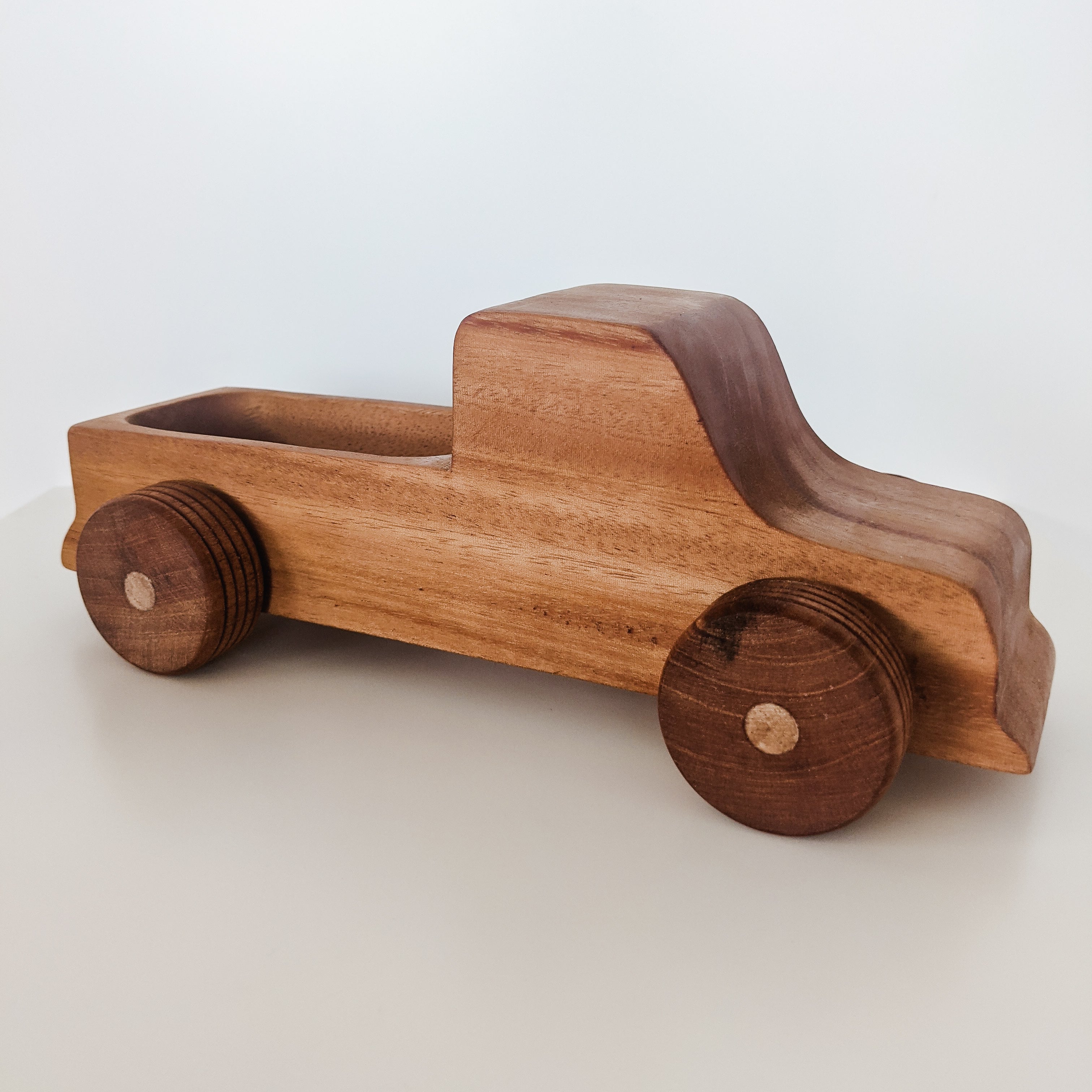 Natural Wooden Ute – Fairplay