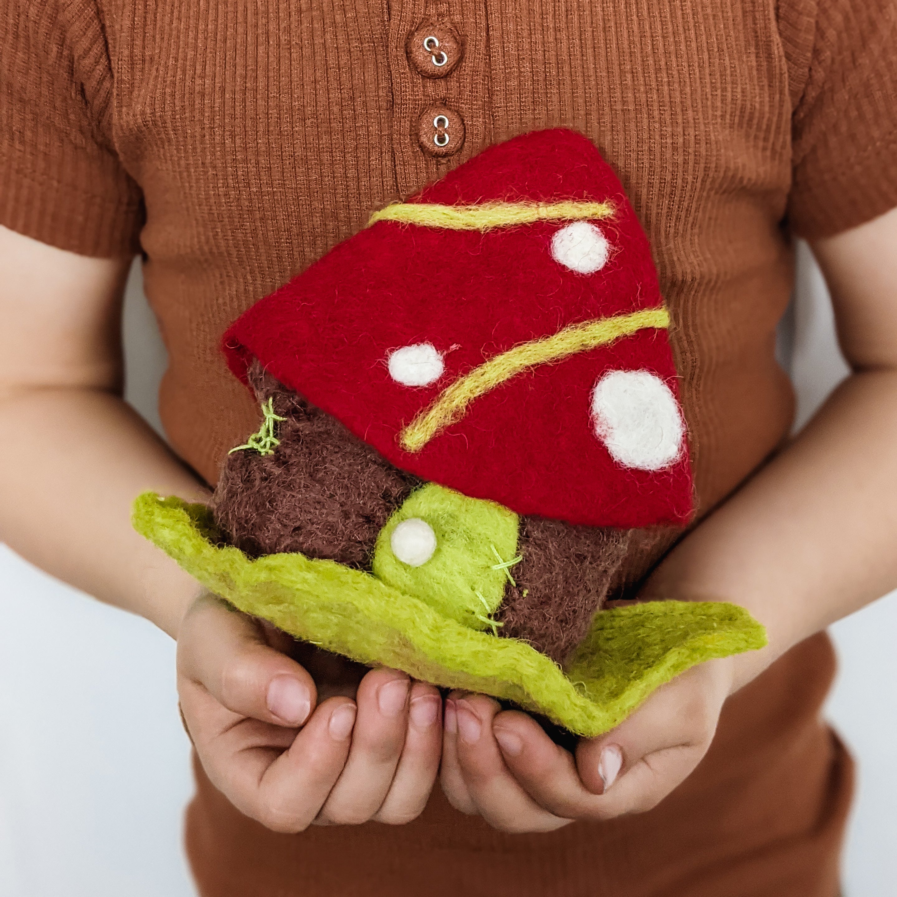 Felt Tiny Home - Toadstool Leaf – Fairplay