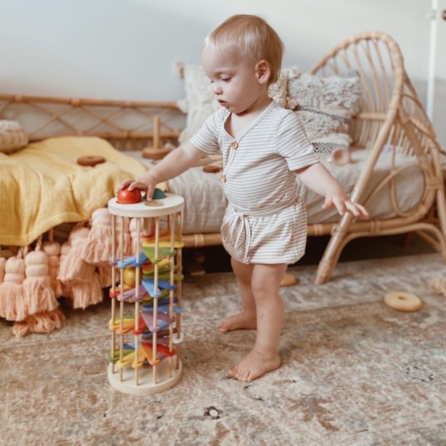 Qtoys | Pound A Ball Tower – Fairplay