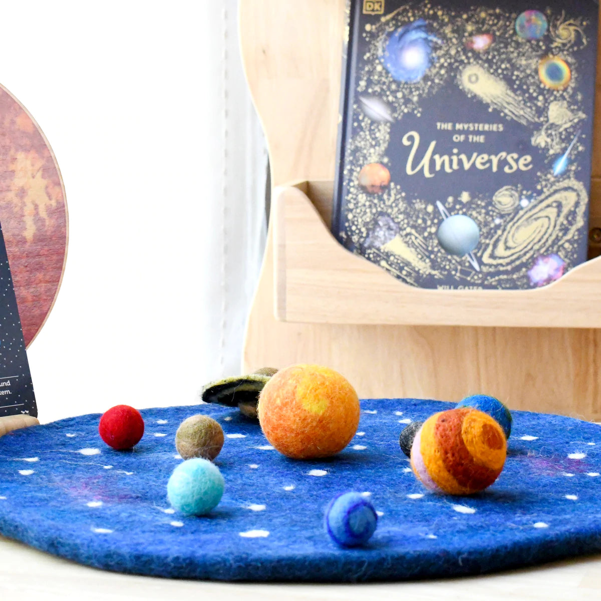 Tara Treasures | Felt Solar System Mat and Planets – Fairplay